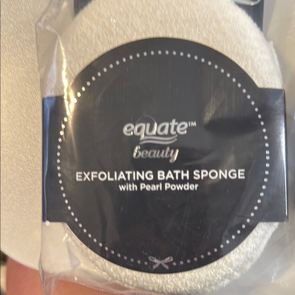 equate beauty | Bath & Body | Exfoliating Bath Sponge White 5 Pk | Poshmark